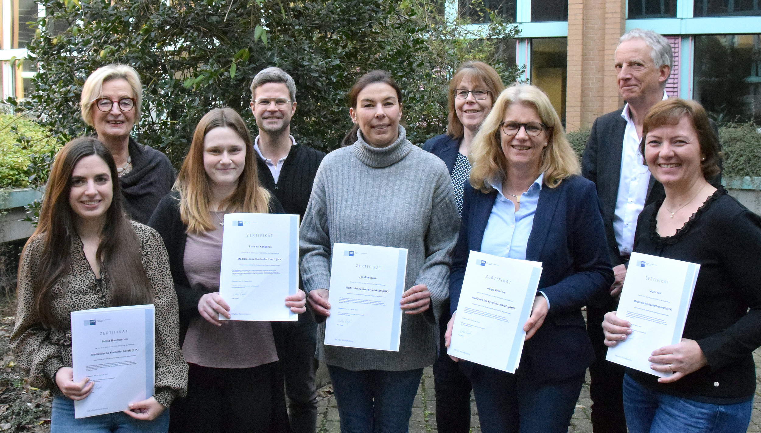 Glückwunsch an die neuen Kodierfachkräfte | Medizinischer Dienst ...